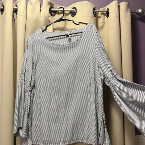 Zac & Rachel | Tops | Zac Rachel Blue And White Blouse With Bishop ...